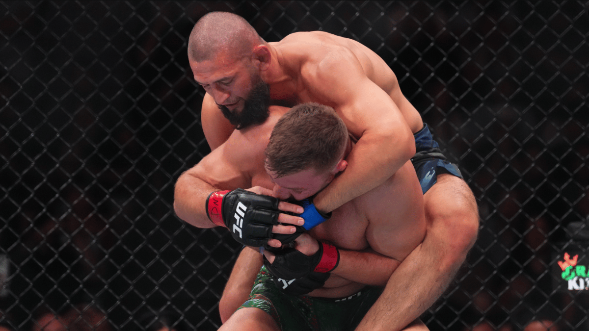 Fighters Only : Dominick Cruz Pinpoints the Flaw Behind Du Plessis’s ...